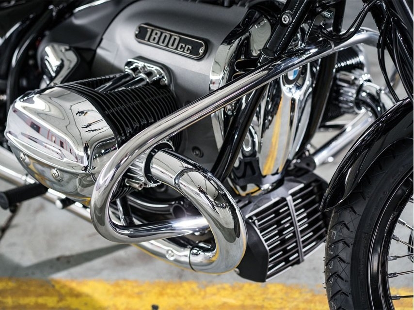 CHỐNG ĐỔ KHUNG WUNDERLICH CHROME BMW R18